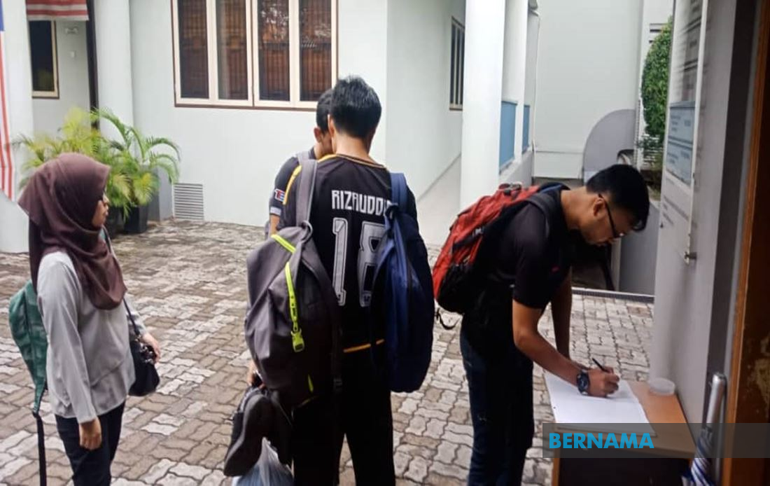 Lelaki Ini Cadangkan Semua Universiti Beri Tempoh Bertenang Untuk Semua ...