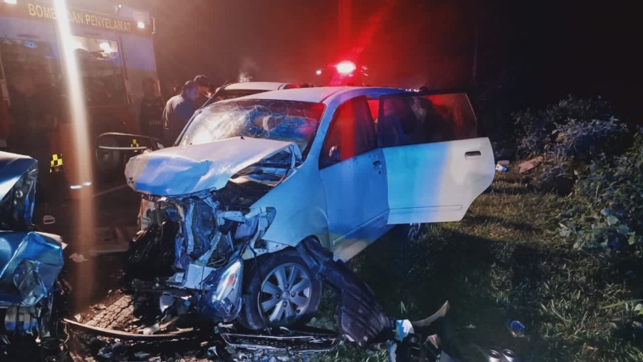 Dua Beranak Maut, Lima Cedera Dalam Kemalangan Babit Lima Kenderaan