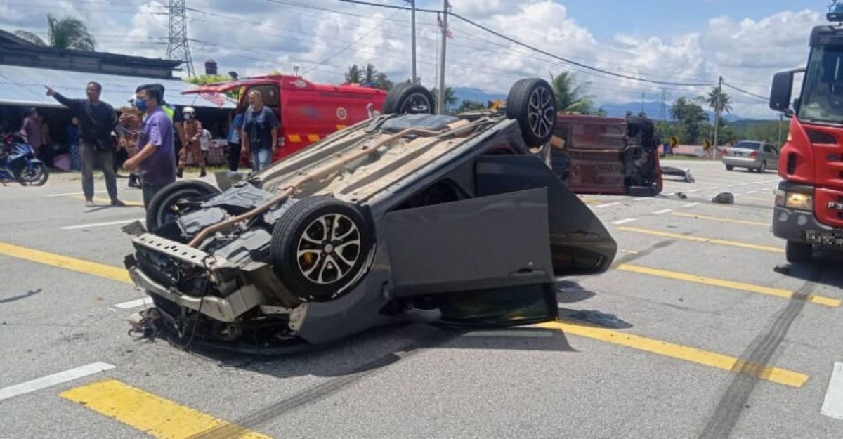 Remaja Perempuan Maut, Lima Parah Kereta Dilanggar Lori