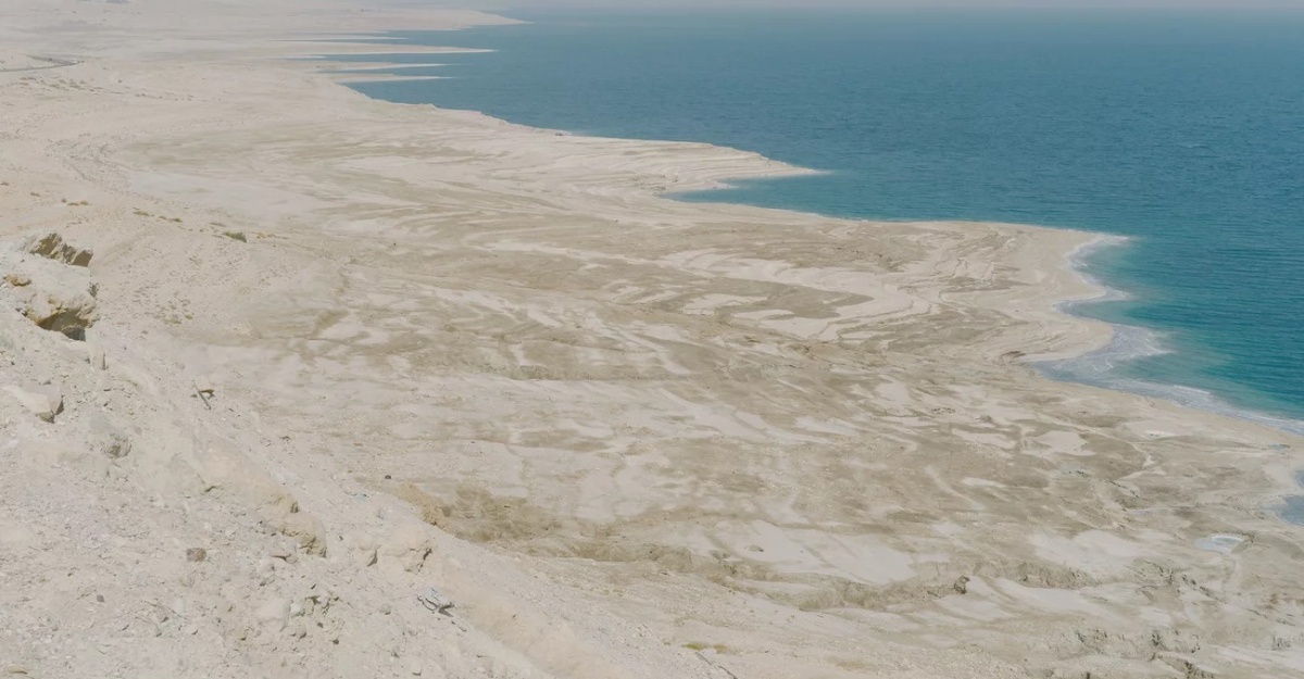 Laut Mati Diambang Kekeringan, Paras Air Surut Hampir 4 kaki Setiap Tahun