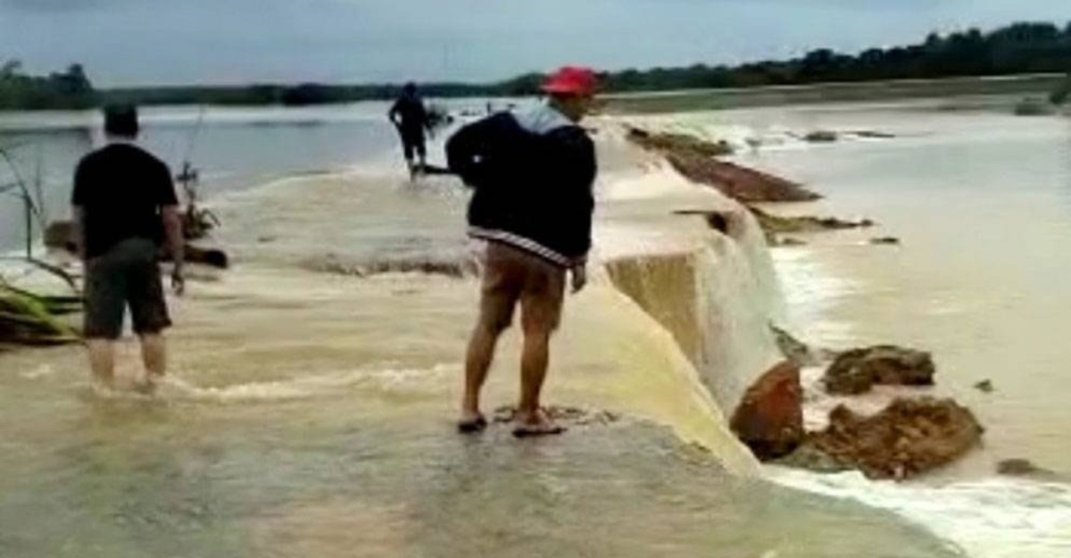 Penduduk Tumpat Diminta Berjaga-Jaga, Ban Banjir Dilapor Pecah
