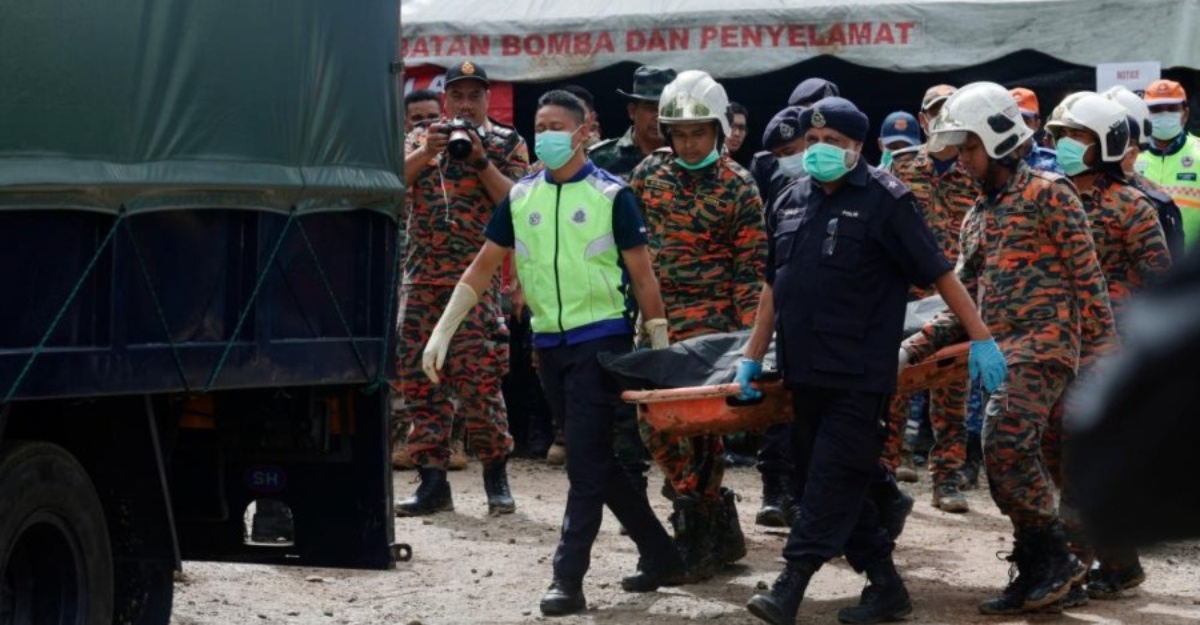 Batang Kali: Empat Mayat Ditemukan Bergulung Dengan Khemah - Polis