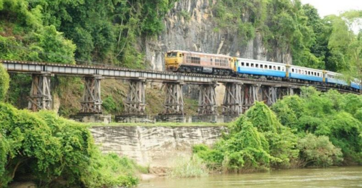 Pelancong Maut, Disyaki Terjatuh Dari Kereta Api Ketika Rakam Pemandangan
