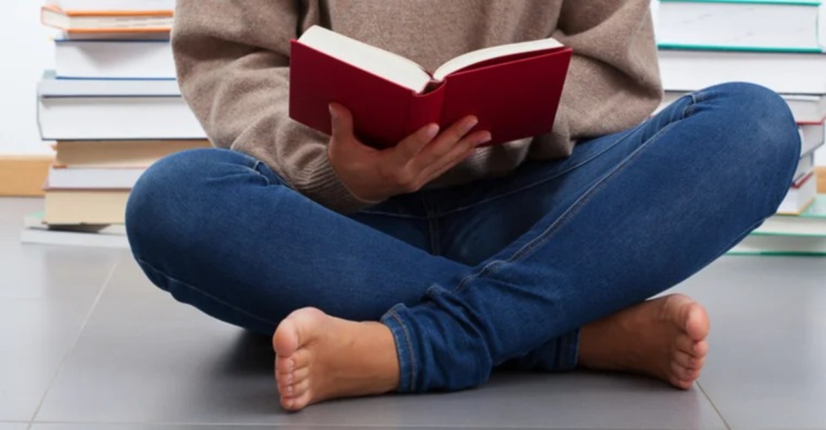 Ini 5 Kebaikan Duduk Atas Lantai Yang Orang Tak Tahu, Lepas Ni Jom ...