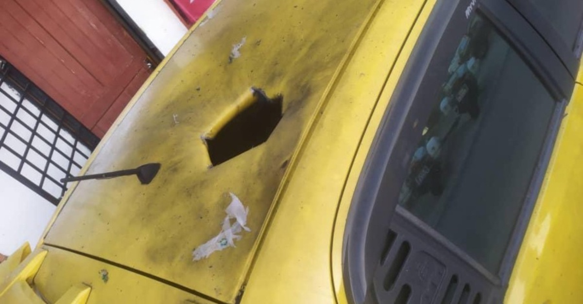 Bumbung Myvi Berlubang Dipercayai Terkena Bahan Letupan Jenis Belerang ...