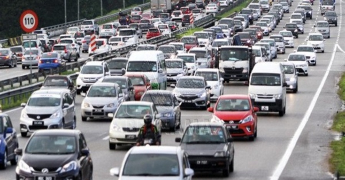Raya: Aliran Trafik Di Gua Musang Perlahan Tetapi Terkawal