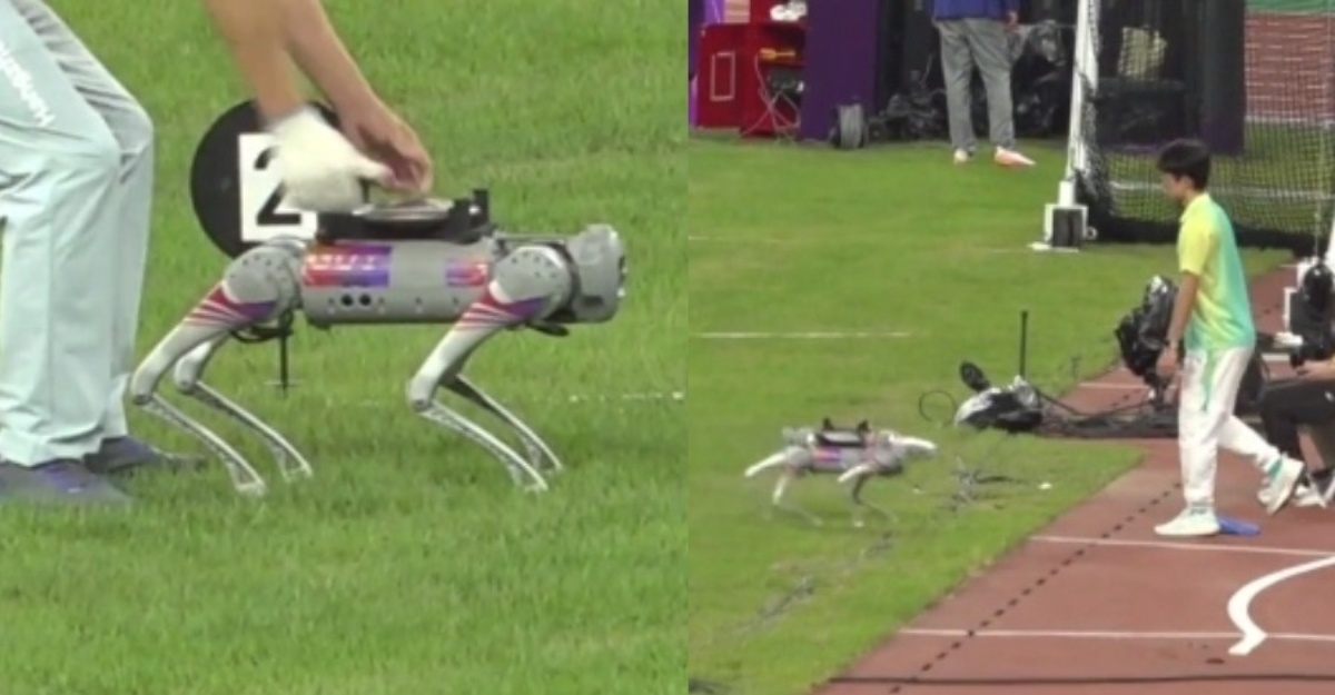 Jadi Tukang Bawa Cakera, Robot Anjing Curi Tumpuan Di Sukan Asia