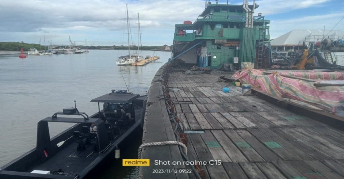 Bot Hilang Kawalan Seret Dua Kapal Layar, Rempuh Jeti