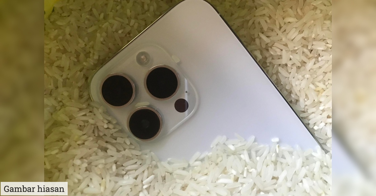Elak Letak Dalam Beras, Apple Kongsi Cara Betul Keringkan iPhone Masuk Air