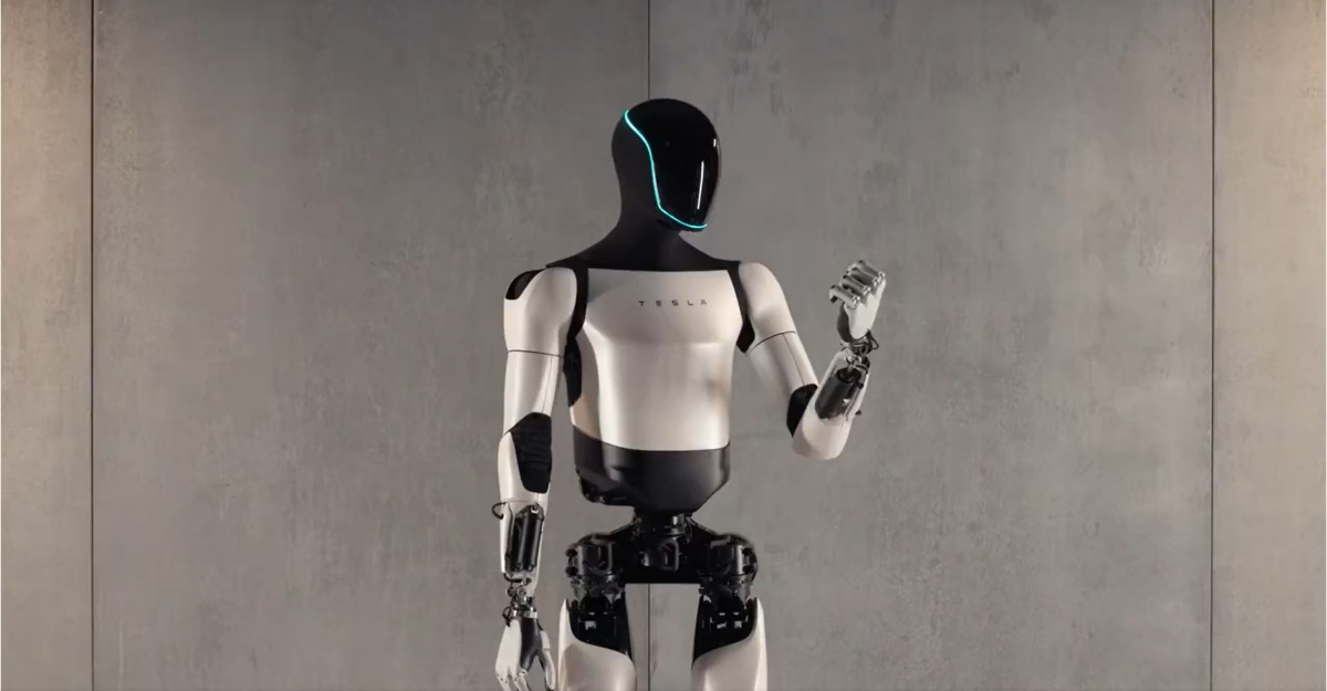 Elon Musk Dedah Tesla Mungkin Jual Robot Humonoid Bermula Tahun Depan