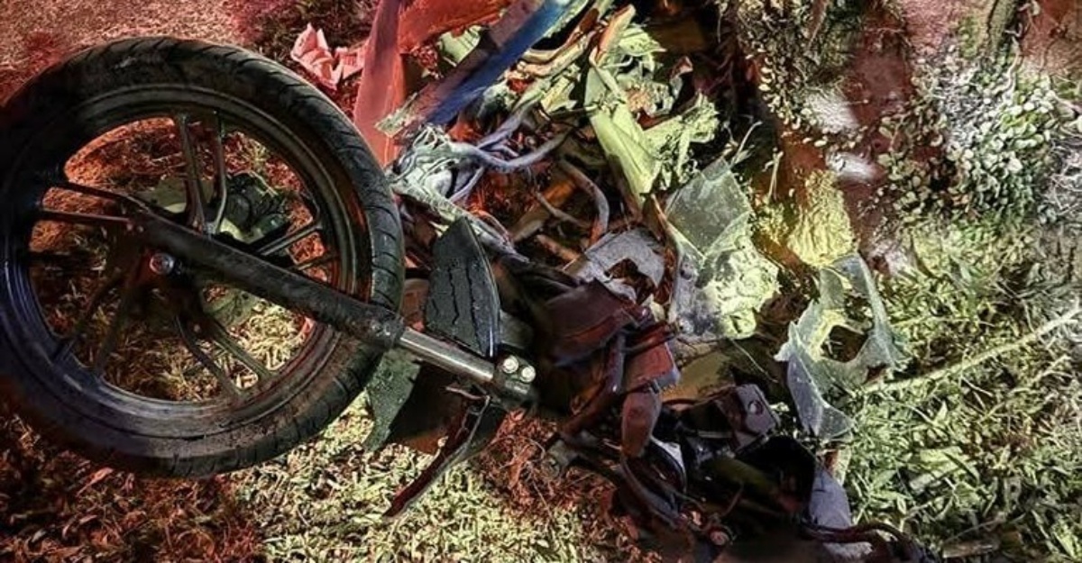 Dua Pelajar Maut Motosikal Dilanggar Kereta