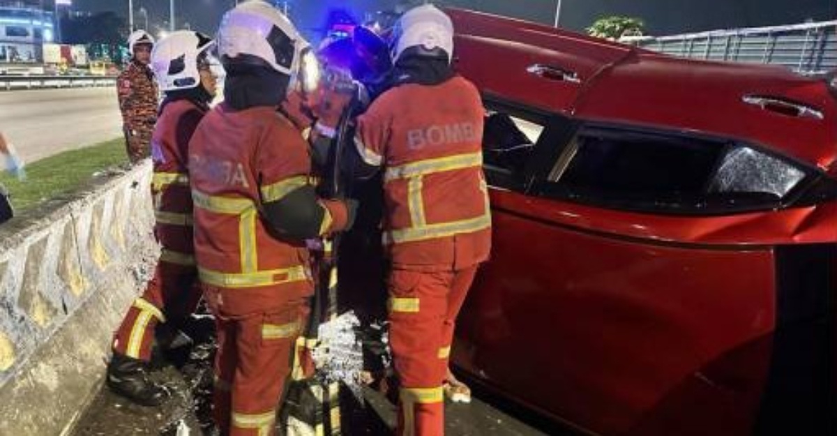 Tiga Maut Dalam Nahas Di Lebuhraya KL-Seremban