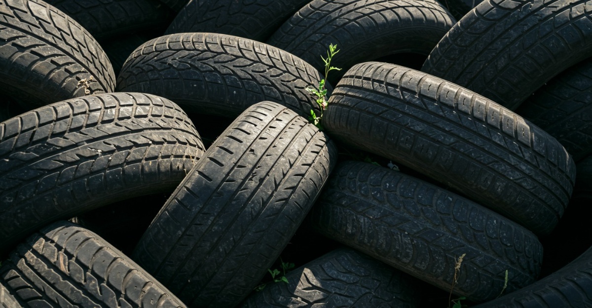 Bukan Saja-Saja, Ini Sebab Tayar Dicipta Warna Hitam