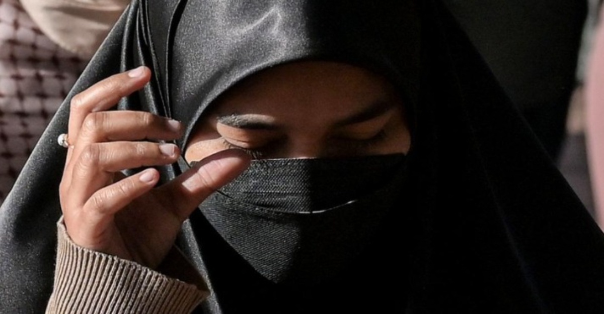 Abai Zayn Rayyan, Ismanira Dipenjara Lima Tahun - Mahkamah